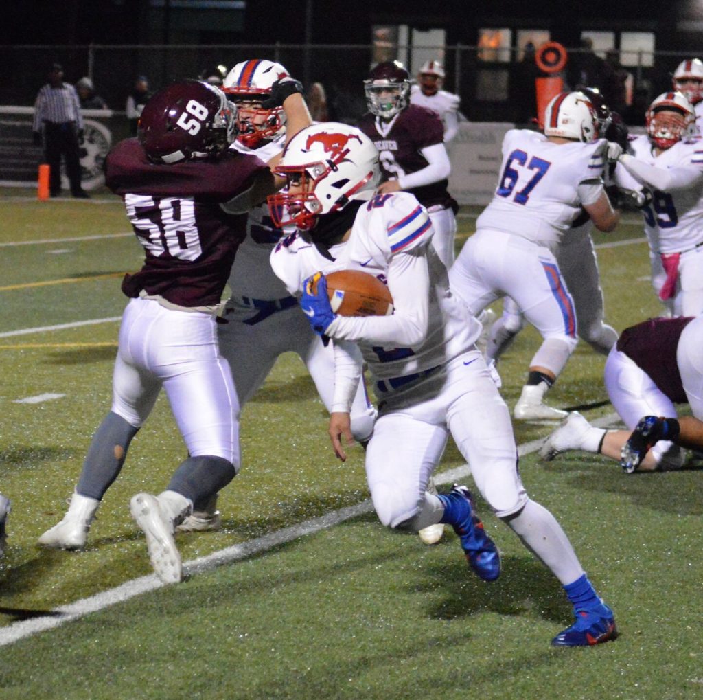Breaking through: Mustangs top Beaver in 28-27 thriller for first ever ...